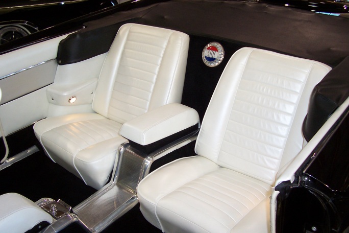 Richard Carpenter Car Collection 2005, 1960 Chrysler 300 F