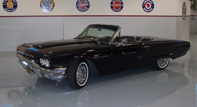 Richard Carpenter Car Collection 2005, 1964 Ford Thunderbird